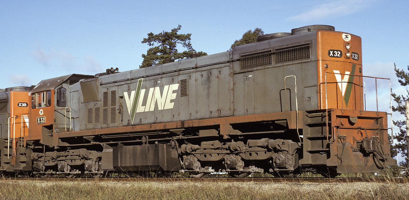 X class d/e locomotives